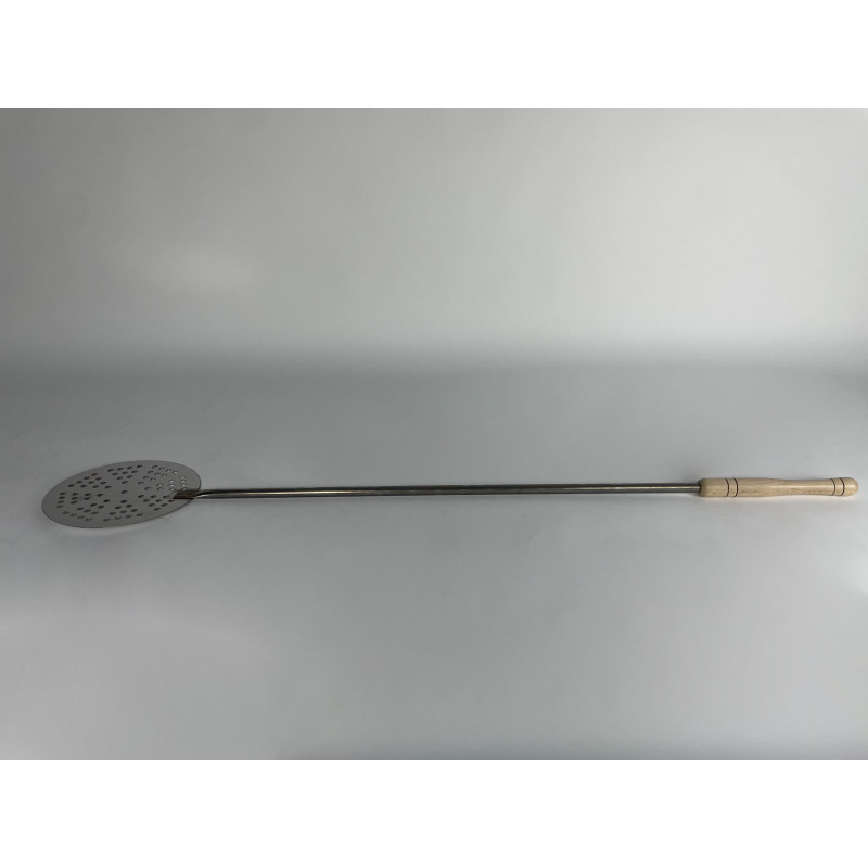 Round perforated shovel for wood-burning oven